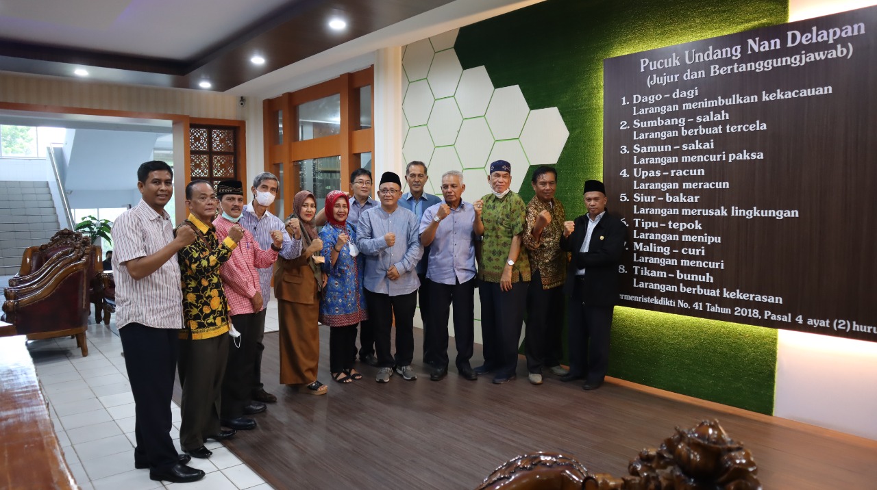 Terima Kunjungan IKA UNJA, Rektor : Peran Alumni Sangat Strategis ...