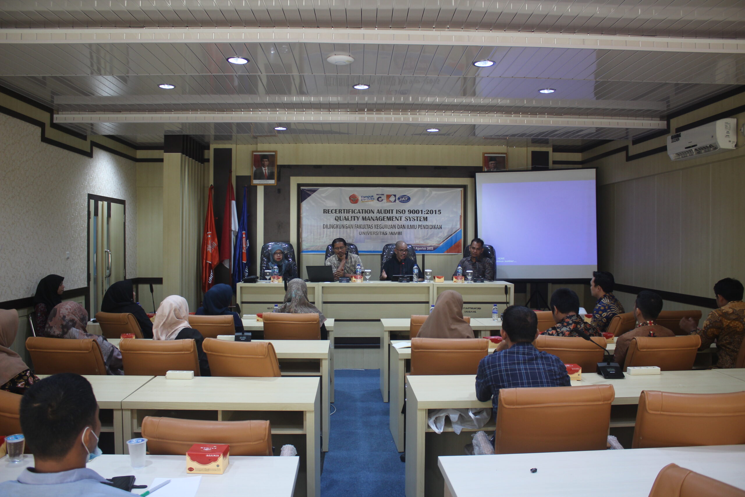 FKIP pertahankan sertifikat ISO 9001-2015 - ANTARA News Jambi