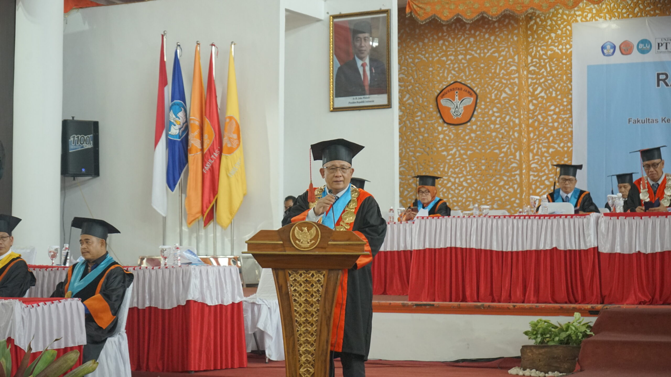 UNJA Kukuhkan 10 Guru Besar Baru, Siap Wujudkan World Class ...